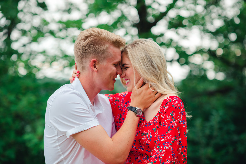 Afton State Park Engagement / Nate + Caroline - bauer-creative.com